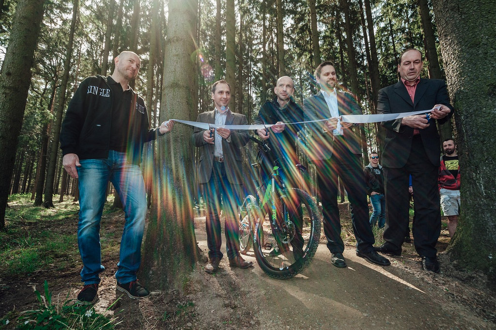 Stavba trailu? Trnitá cesta se sladkým koncem | ElementStore.cz